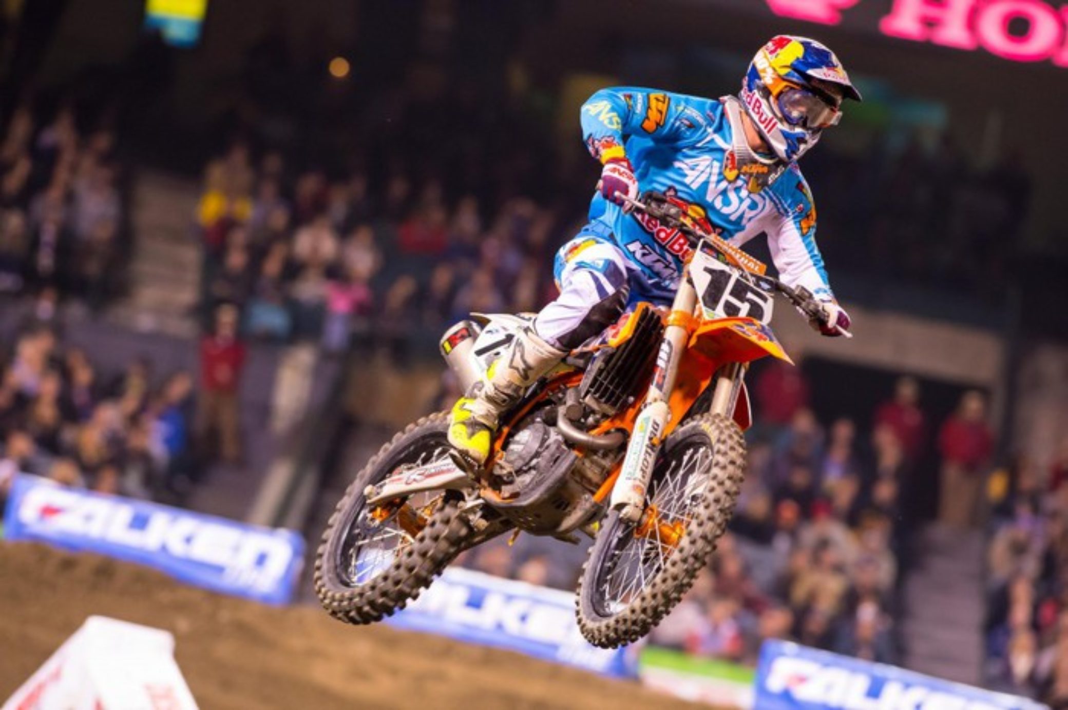 Dean Wilson injured