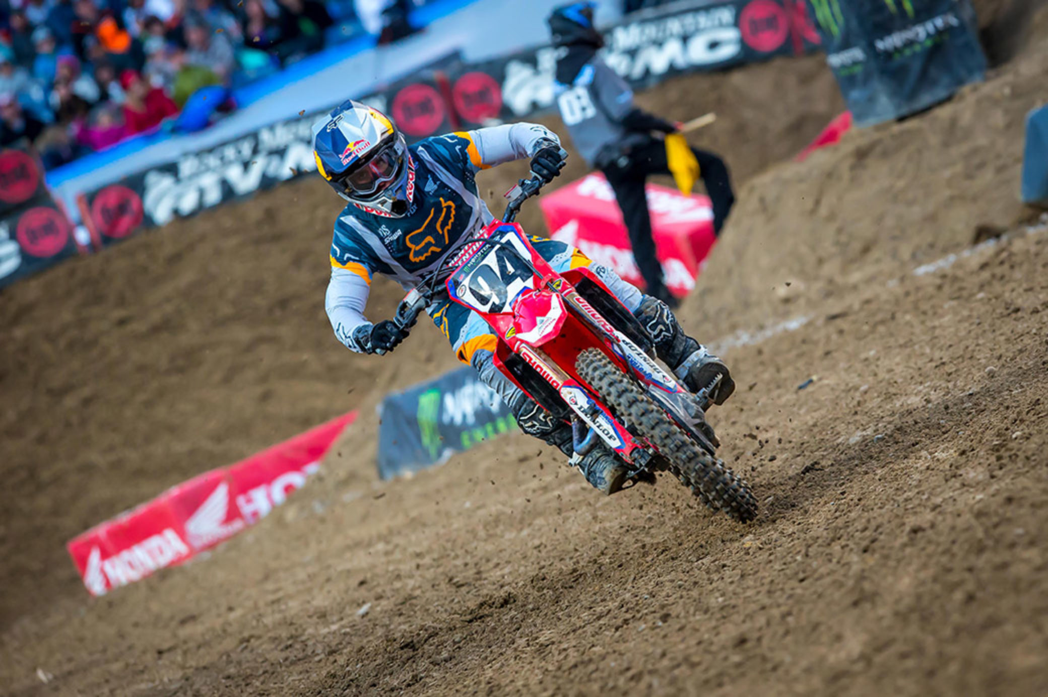 Ken Roczen seventh at inaugural Denver Supercross