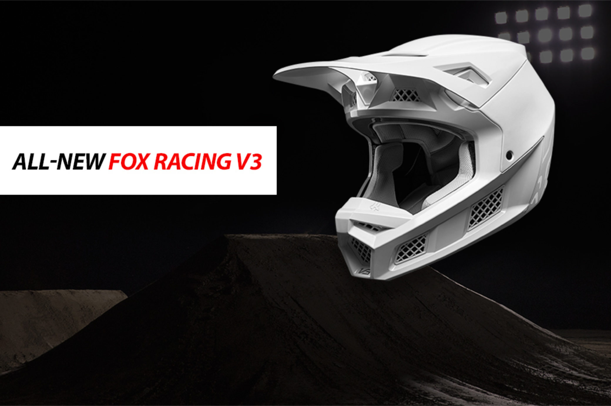 New Fox Racing V3 Motocross Helmet