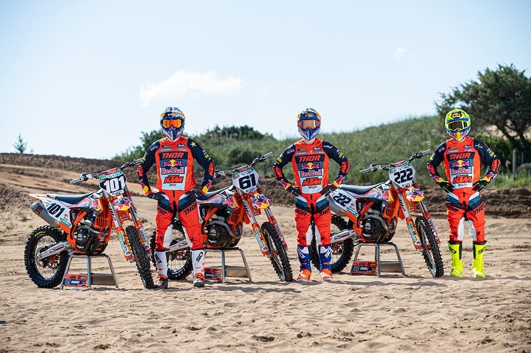 First Look: KTM De Carli Racing 2021 ft. Tony Cairoli, Jorge Prado and ...