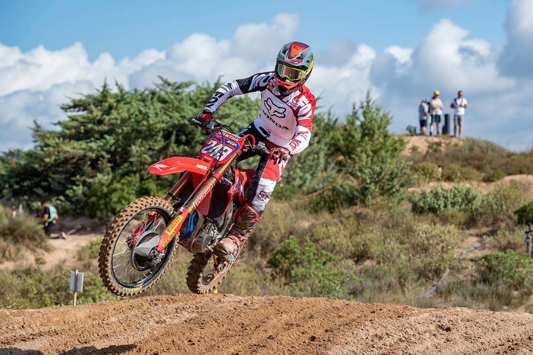 Tim Gajser battles hard to keep himself in the MXGP championship fight